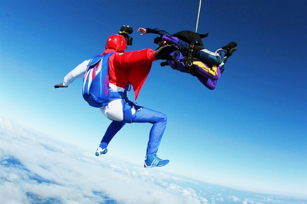 Skydiven in Nederland | AdventureTickets.nl